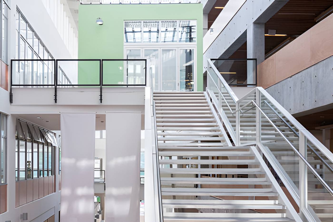 Enhance Safety Style With High-quality Mezzanine Balustrades